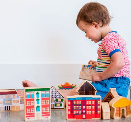 Casas del mundo — La Tienda De La Familia